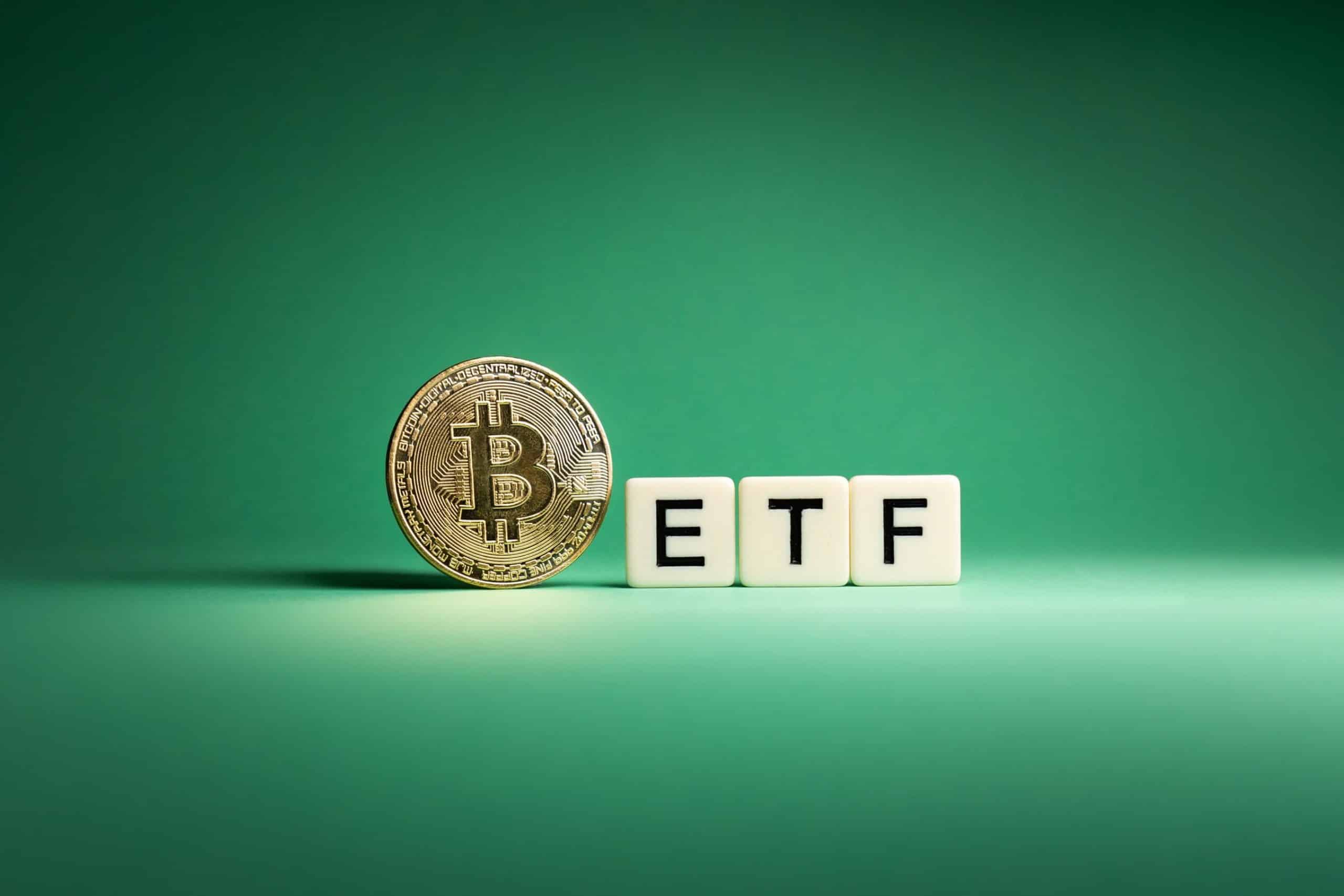 Биткойн ETF-и изпреварват Етериум с приток от $2.9 милиарда за седмица